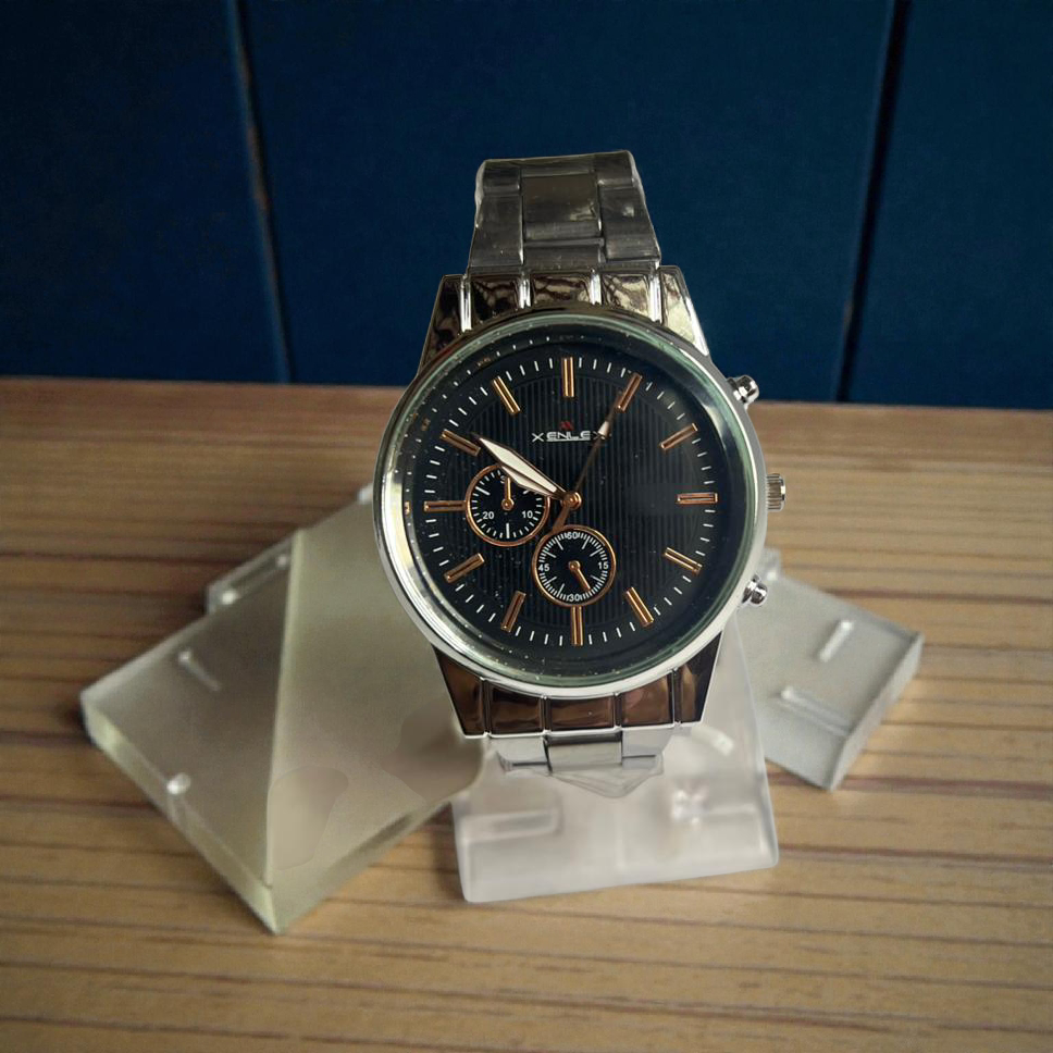 Elegant Analog Men’s Watch – Minimal Design with Premium Look – Luxoriohub